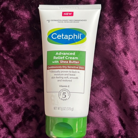 Cetaphil | Skincare | Cetaphil Advanced Relief W Shea Butter Locks In ...